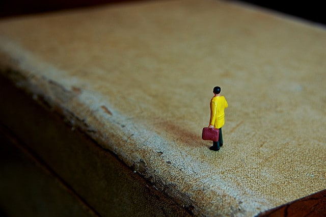 How To Tell A Story With Just One Character